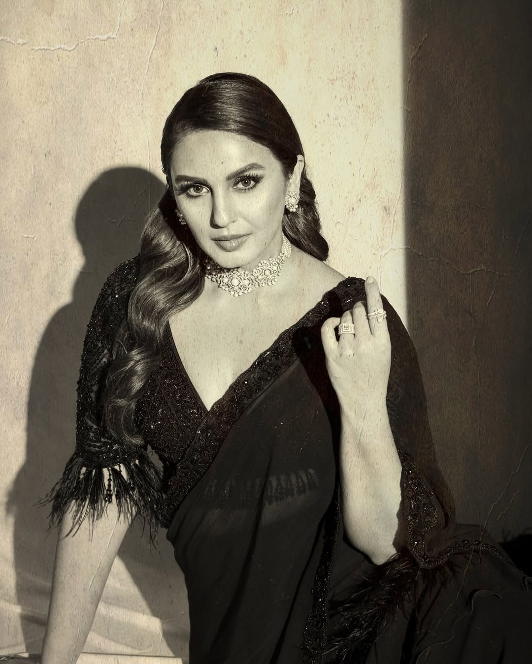 Huma Qureshi Exudes Old World Glam in Elegant Black and White Saree ...