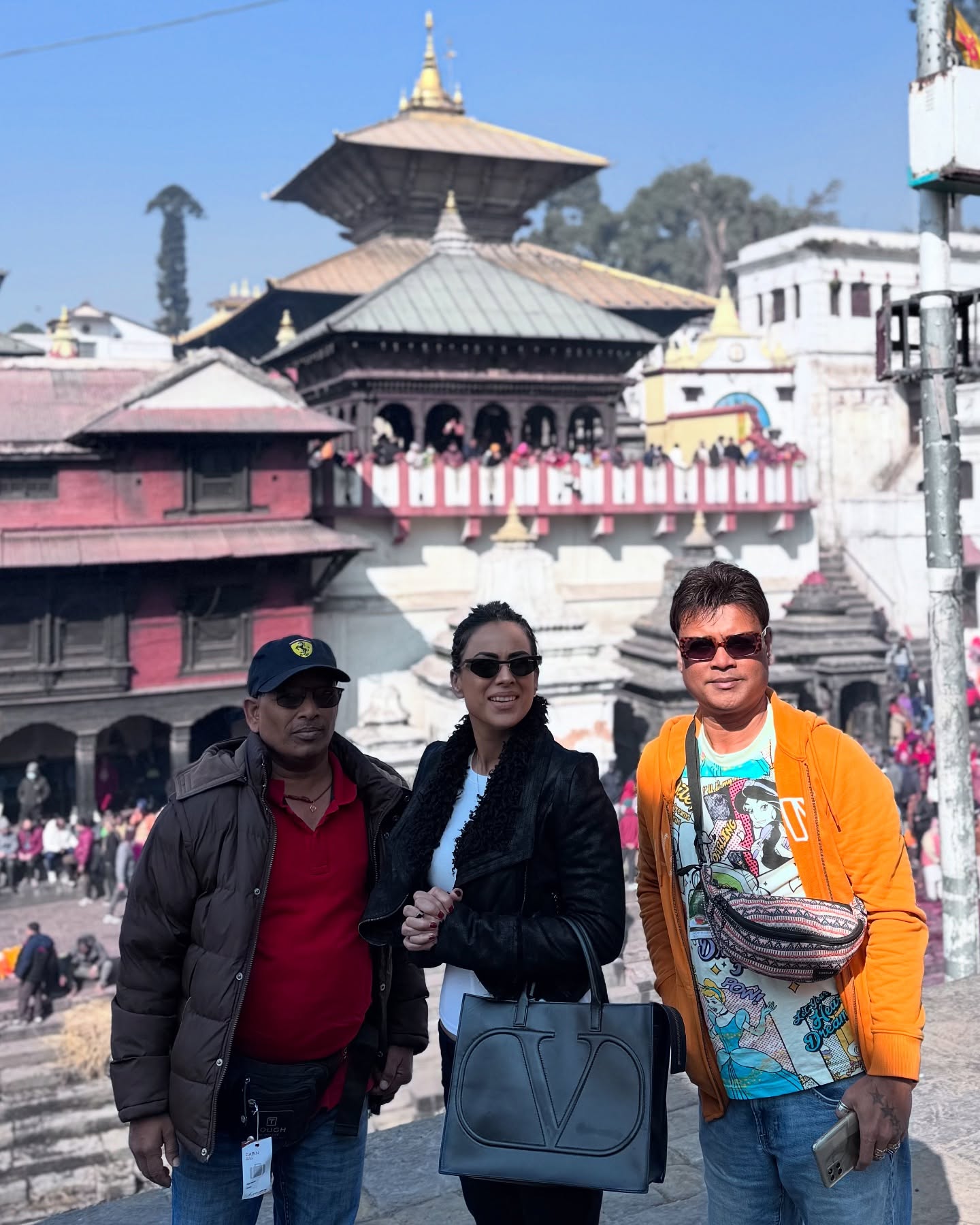 Nia Sharma Finds Solace And Blessings At The Sacred Pashupatinath ...