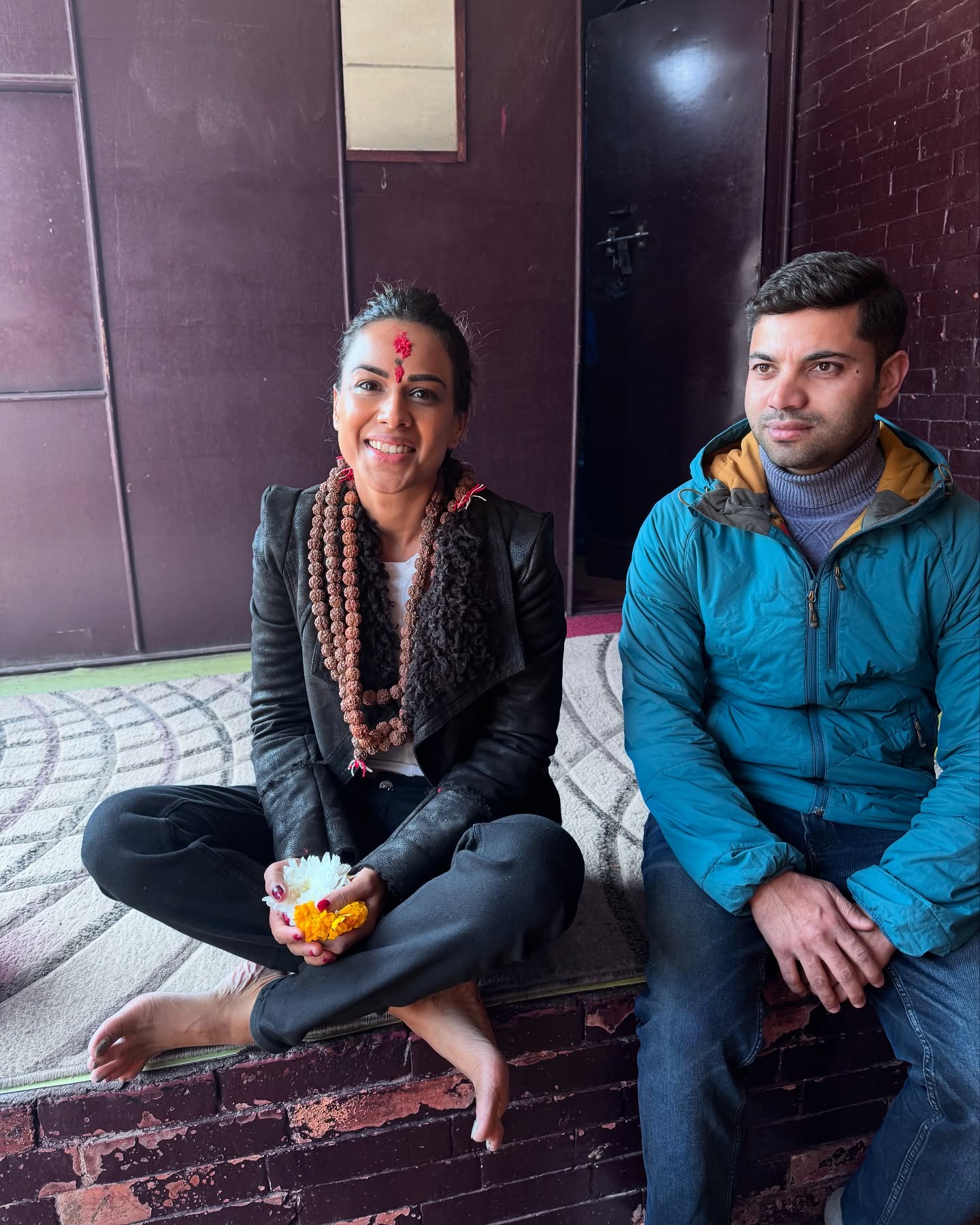 Nia Sharma Finds Solace And Blessings At The Sacred Pashupatinath ...