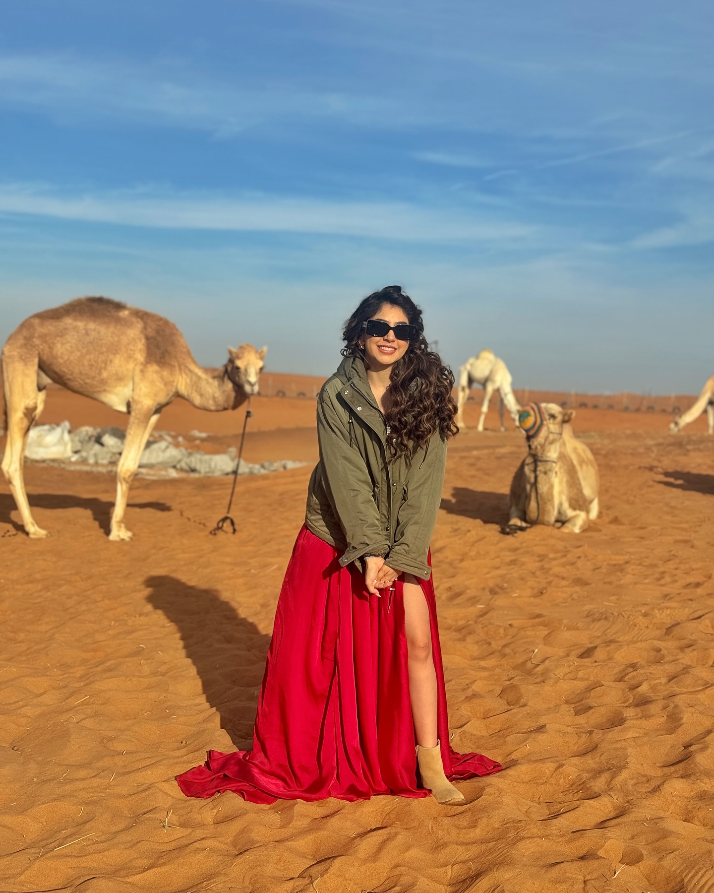 Niti Taylor Enjoys Dubai Desert Safari: Sunshine, Vibes, and "Haan ...
