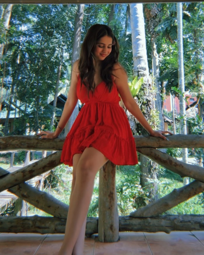 Niveditha Gowda Enjoys Year-End Vacation At Maya Bay, Thailand - Filmibeat