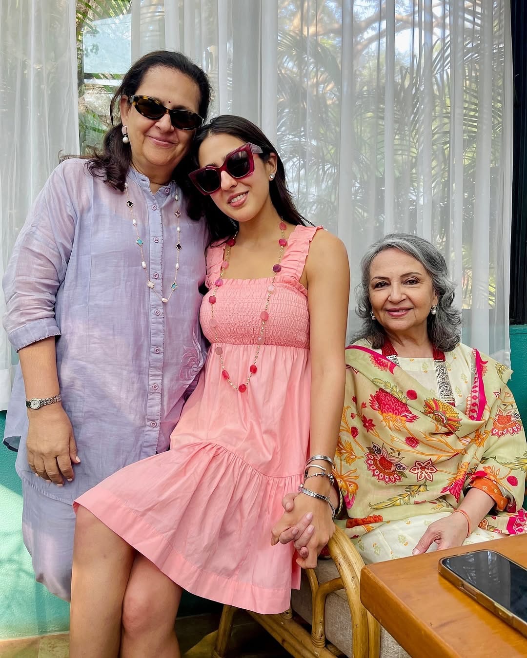 Pataudi Family Celebrates Sharmila Tagore's 80th Birthday - Filmibeat