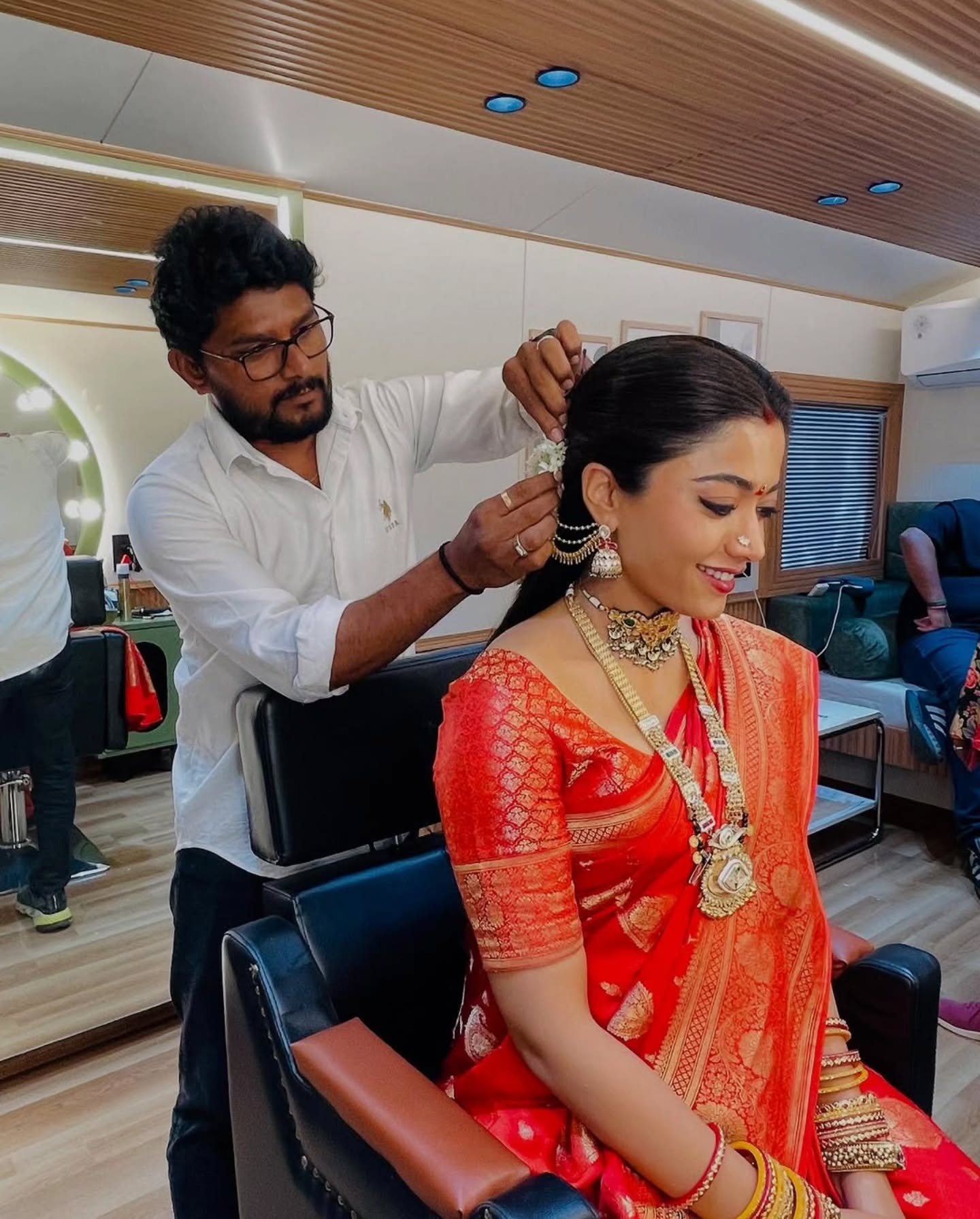 Rashmika Mandanna Prepares To Captivate Hearts As Srivalli in "Pushpa 2 ...