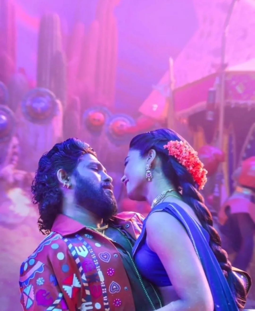 Romantic Stills From Peelings In Pushpa 2: The Rule - Filmibeat