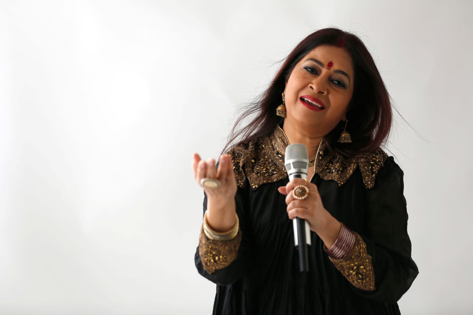 Shreya Ghoshal to Anoushka Shankar: Top female artists in India who have touched hearts with ...