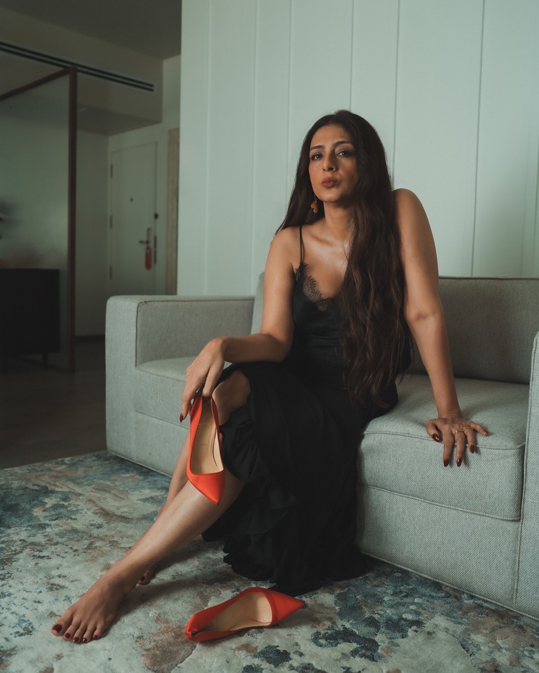 Tabu’s Stunning Fashion Look in Her Latest Photoshoot: Elegance ...