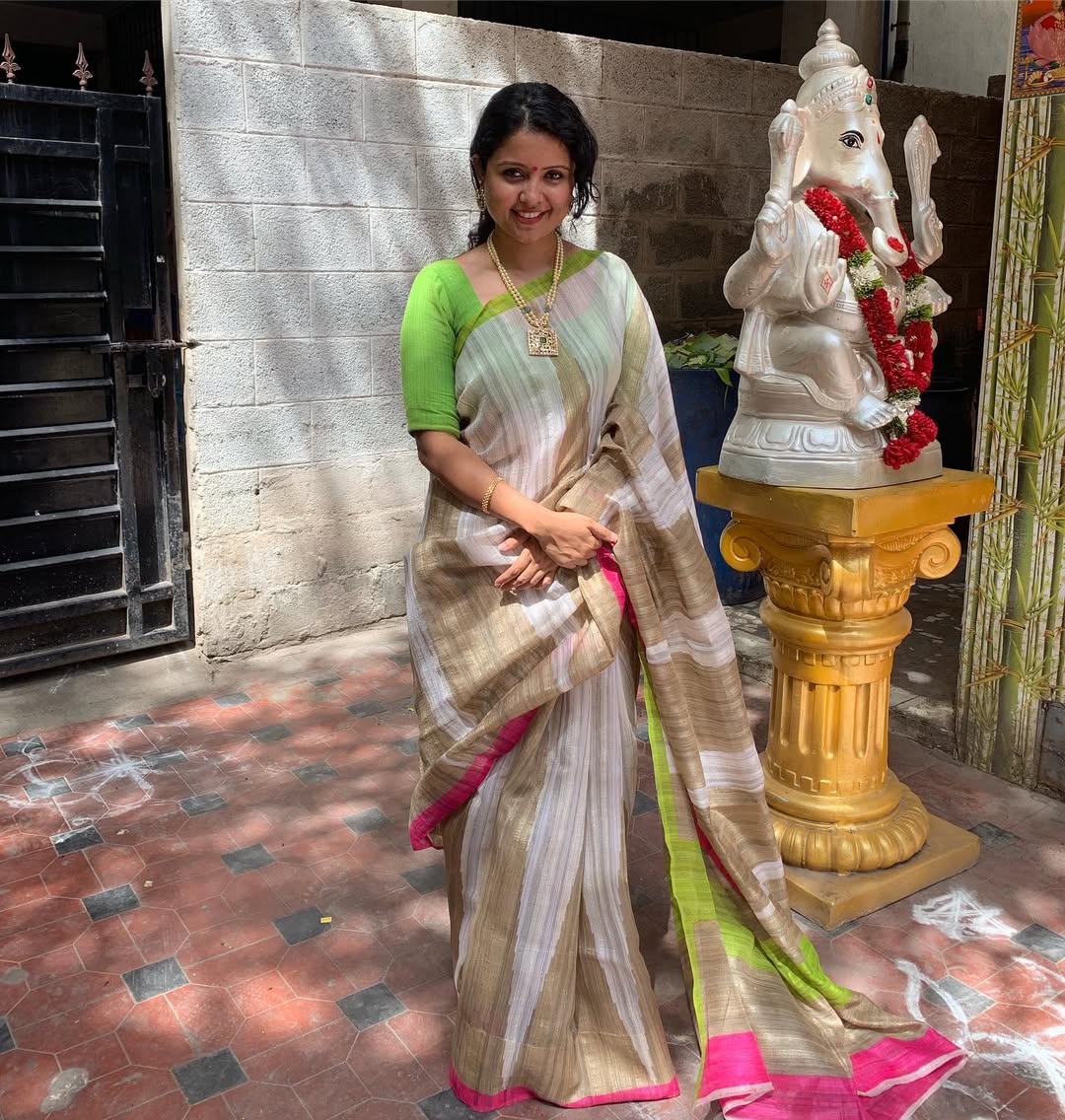 Who Is Prithi Narayanan? Ravichandran Ashwin's Wife Grabs Attention ...