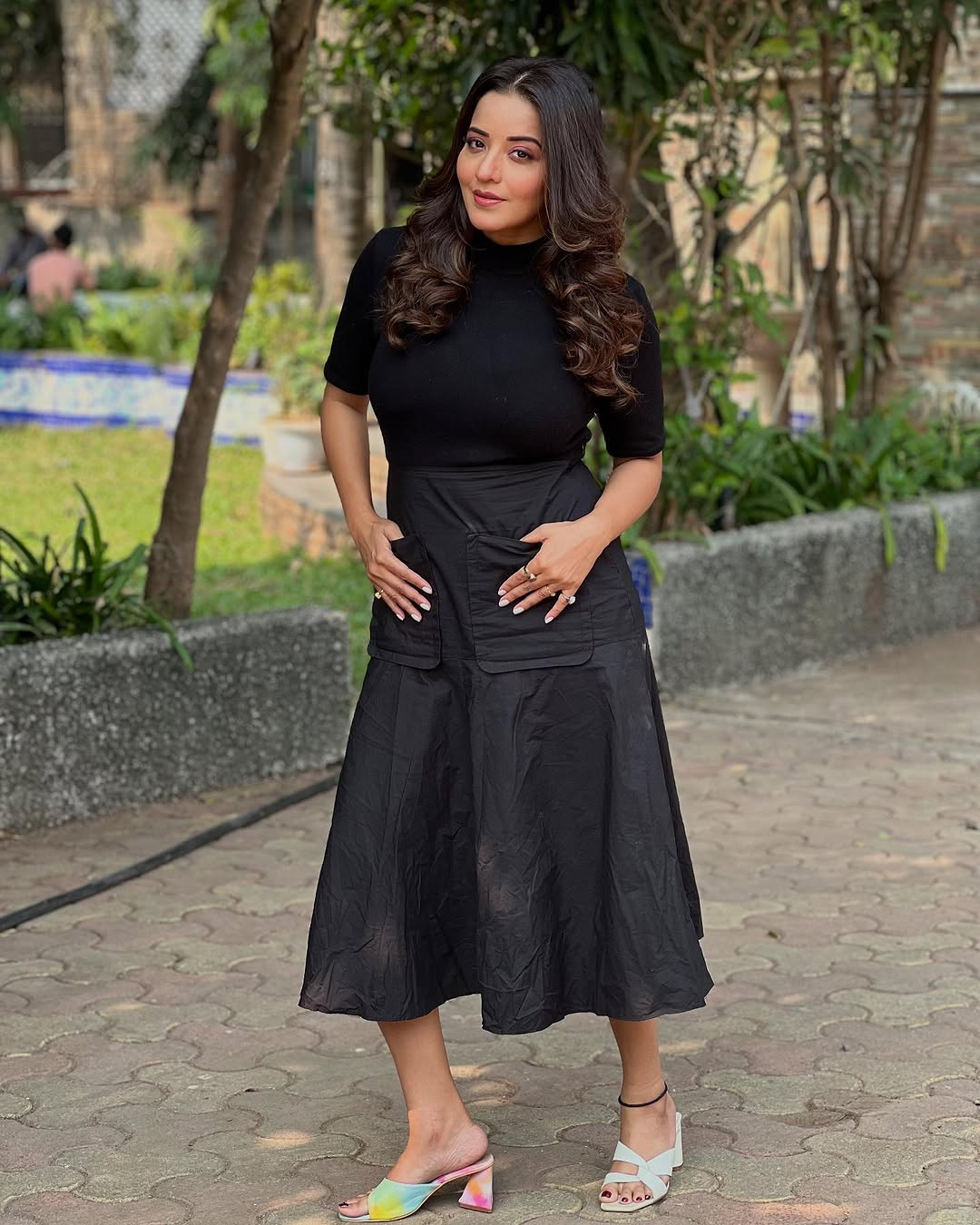 Actress Monalisa Stuns In Chic Black Outfit; See Photos - Filmibeat