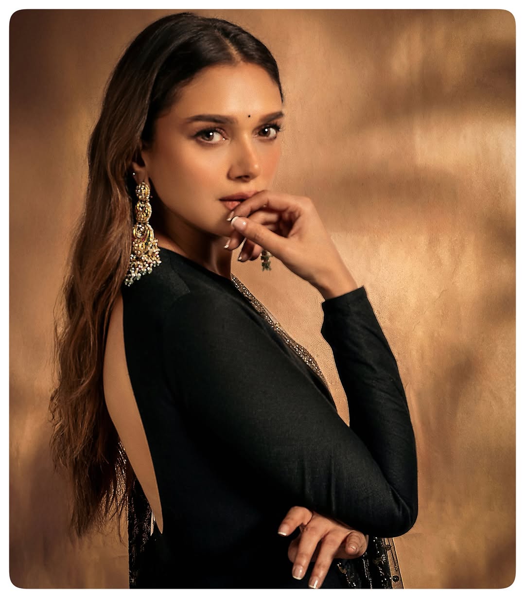 Aditi Rao Hydari Graces 25 Years of Sabyasachi Event in Elegant Black Salwar - Filmibeat