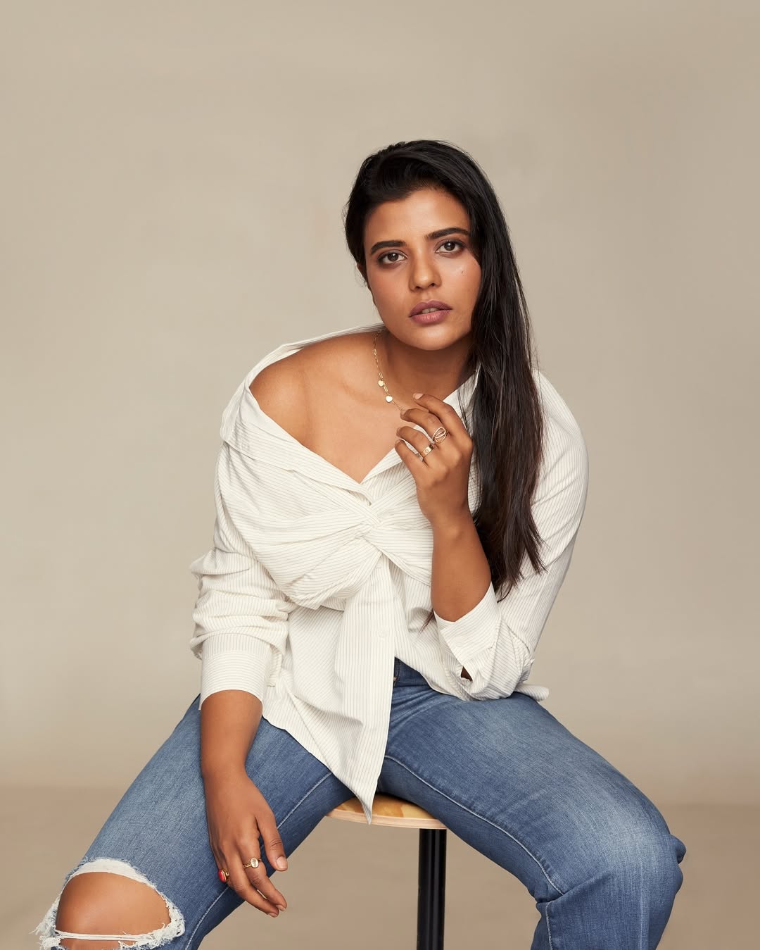 Aishwarya Rajesh's Effortless Style: Minimalist Elegance and Modern ...