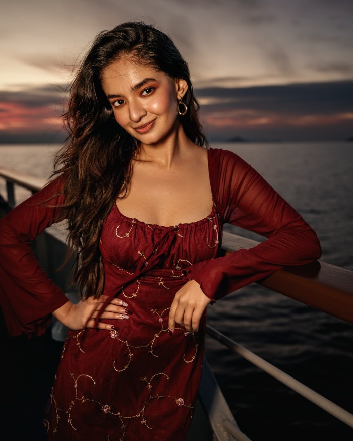 Anushka Sen Radiates Elegance In A Stunning Sunset Photoshoot - Filmibeat