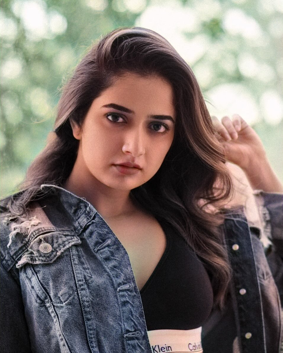 Ashika Ranganath's Fashion: A Blend of Chic In Denim Wardrobe - Filmibeat