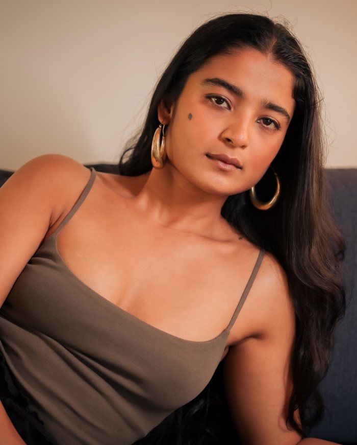 Chaithra Achar's Glamorous Photoshoot: A Bold Fashion Statement - Filmibeat