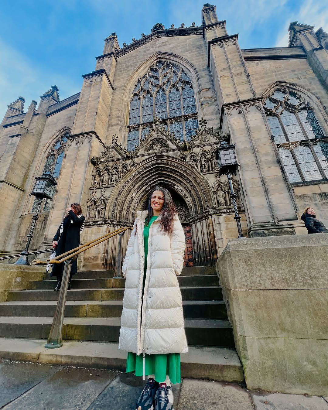 இந்த வருடமும் சிங்கிளாக ஜமாய்க்கும் டிடி நீலகண்டன்.. நியூ இயரை எப்படி ...