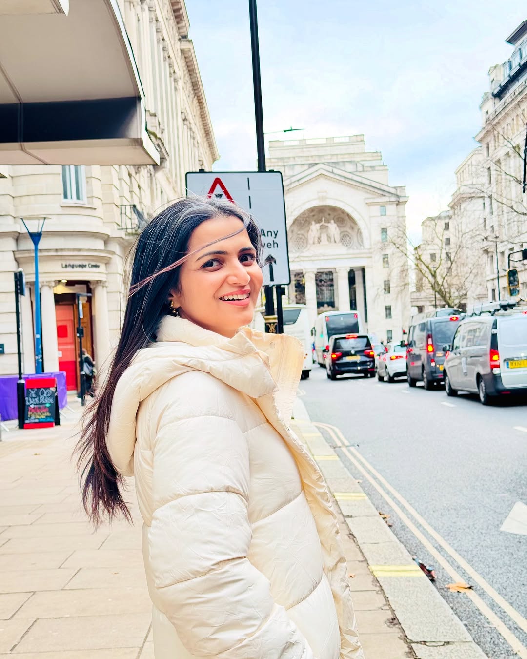 இந்த வருடமும் சிங்கிளாக ஜமாய்க்கும் டிடி நீலகண்டன்.. நியூ இயரை எப்படி ...