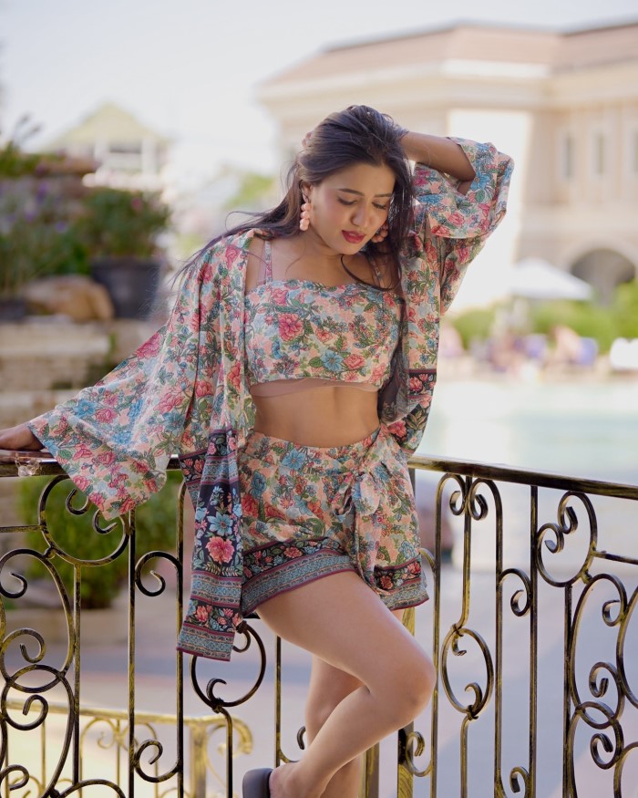 Garima Chaurasia's Stunning Photoshoot In Pattaya: A Blend Of Chic And Carefree Vibes - Filmibeat