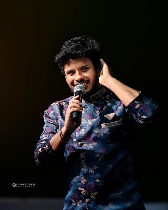 Meet MuthuKumaran Jegatheesan: YouTube Star And Bigg Boss Tamil 8 Winner | Who Is MuthuKumaran ...