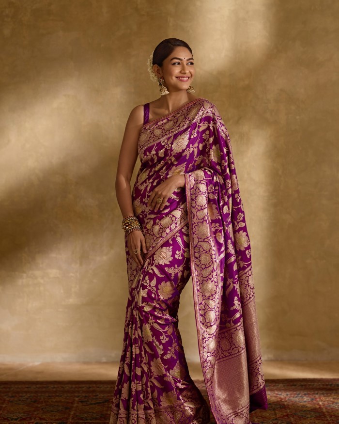 Mrunal Thakur's Timeless Elegance In A Purple Banarasi Saree - Filmibeat