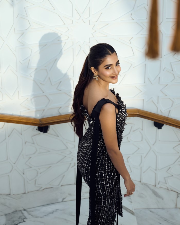 Pooja Hegde's Stunning Black Tweed Dress Look Deva Promotion - Filmibeat