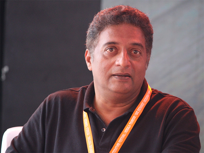 Prakash Raj Exposes Fake Kumbh Mela Photo And Files Police Complaint ...