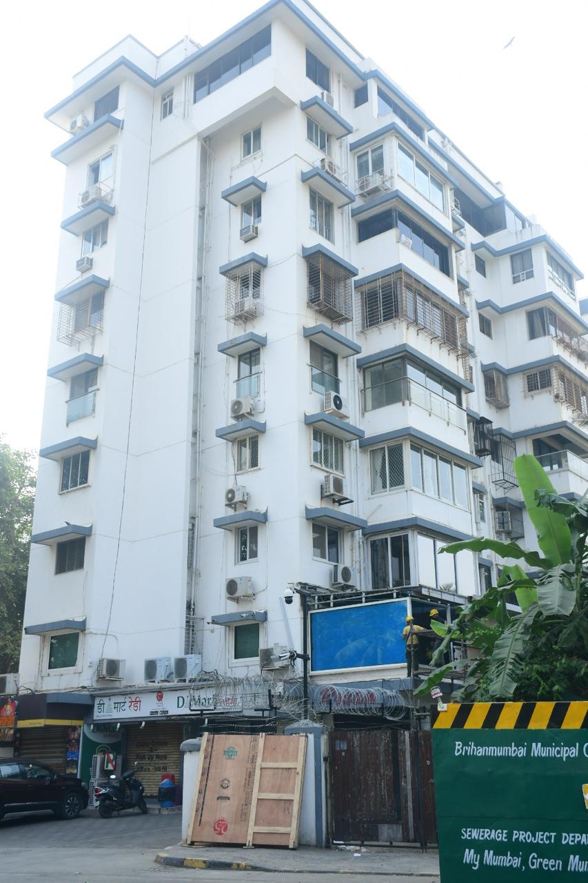 Salman Khan's Galaxy Apartment Upgraded With Bulletproof Glass Amid Threats - Filmibeat