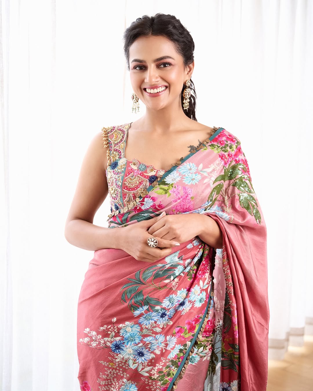 Shraddha Srinath Shines In A Vibrant Floral Saree And Ornate Blouse - Filmibeat