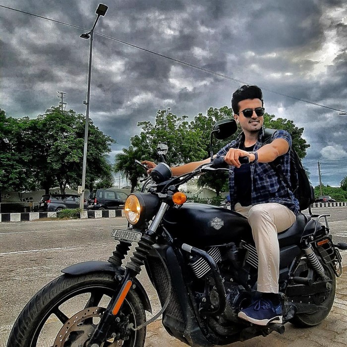 Who Is Manas Shah; Bigg Boss 18 contestant's Chaahat Pandey's Rumoured ...