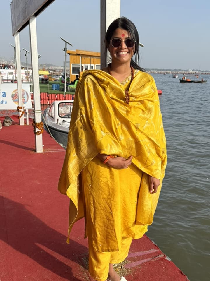 വിവാദങ്ങള്‍ക്കിടെ അമൃത സുരേഷ് കുംഭ മേളയില്‍; പോസ്റ്റ് വൈറലാകുന്നു ...