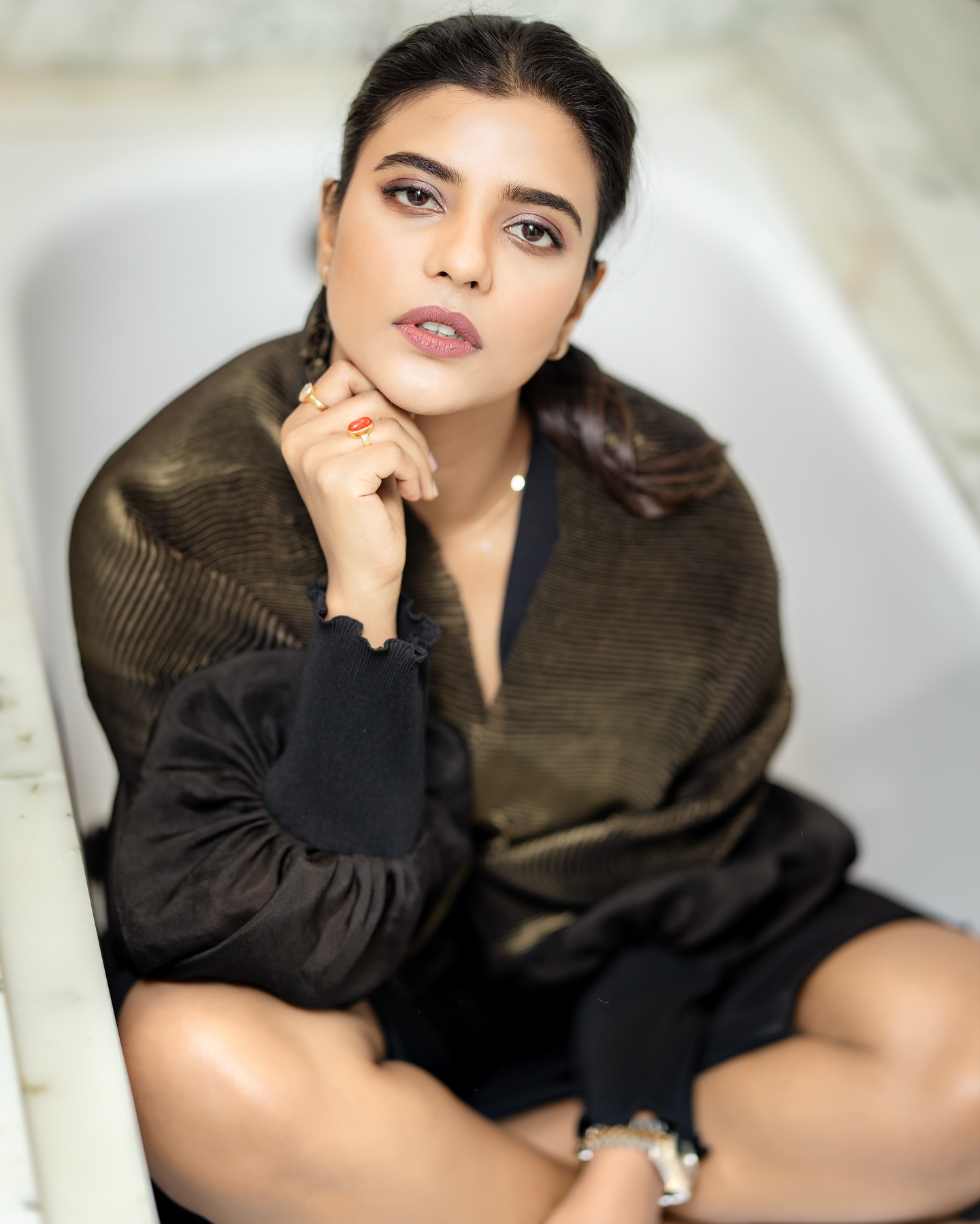 Aishwarya Rajesh Stuns in Bold Monochrome Fashion In Latest Photoshoot ...