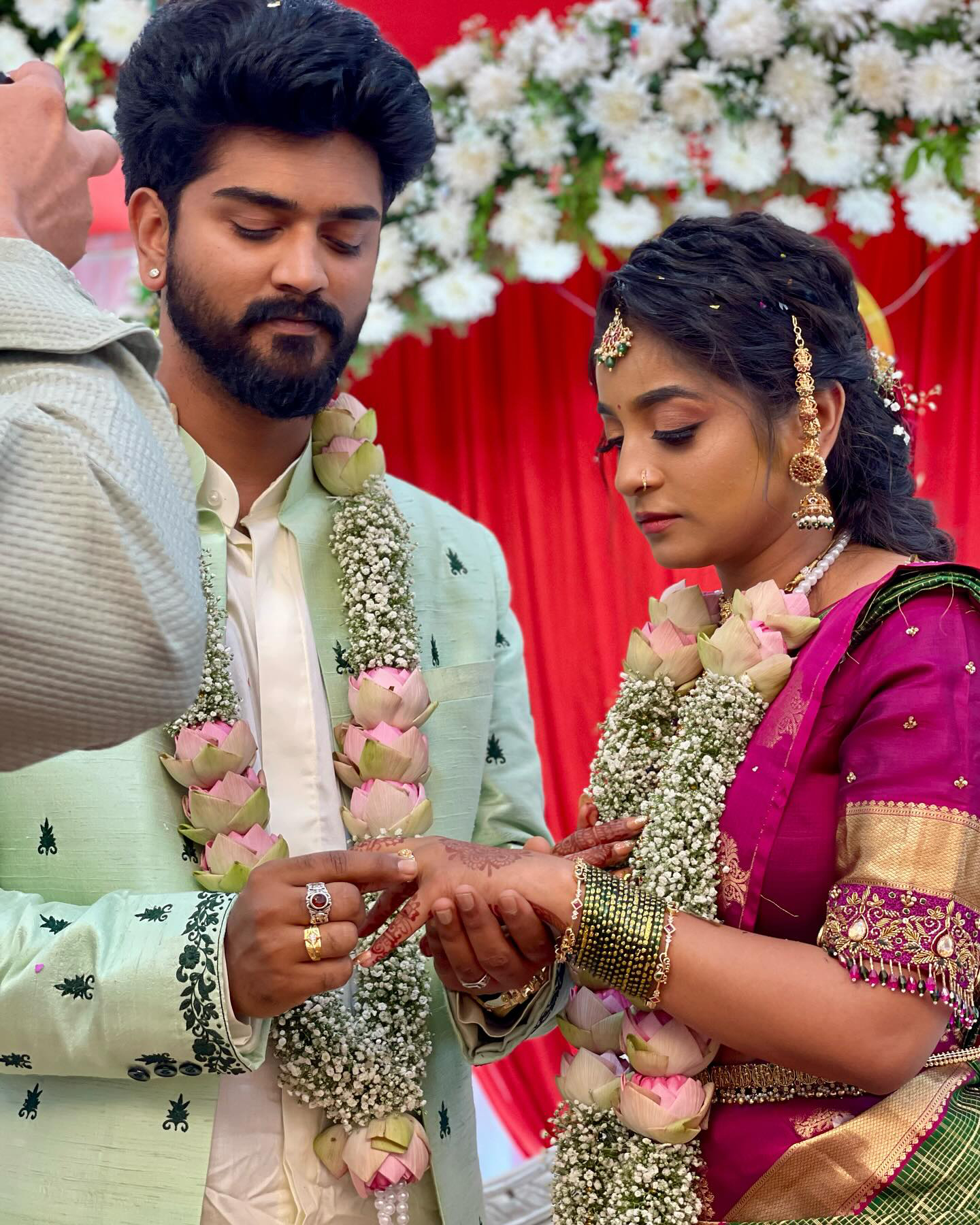 Bigg Boss Fame Bro Gowda Gets Engaged To Meghana: See Photos - Filmibeat