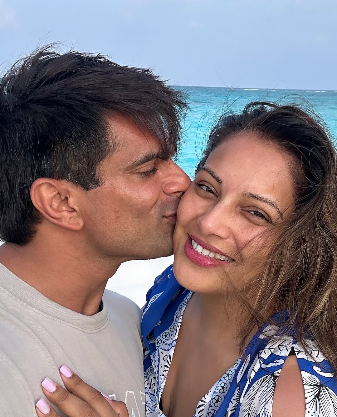 Bipasha Basu Celebrates Valentine's Day With Heartfelt Message To Karan ...