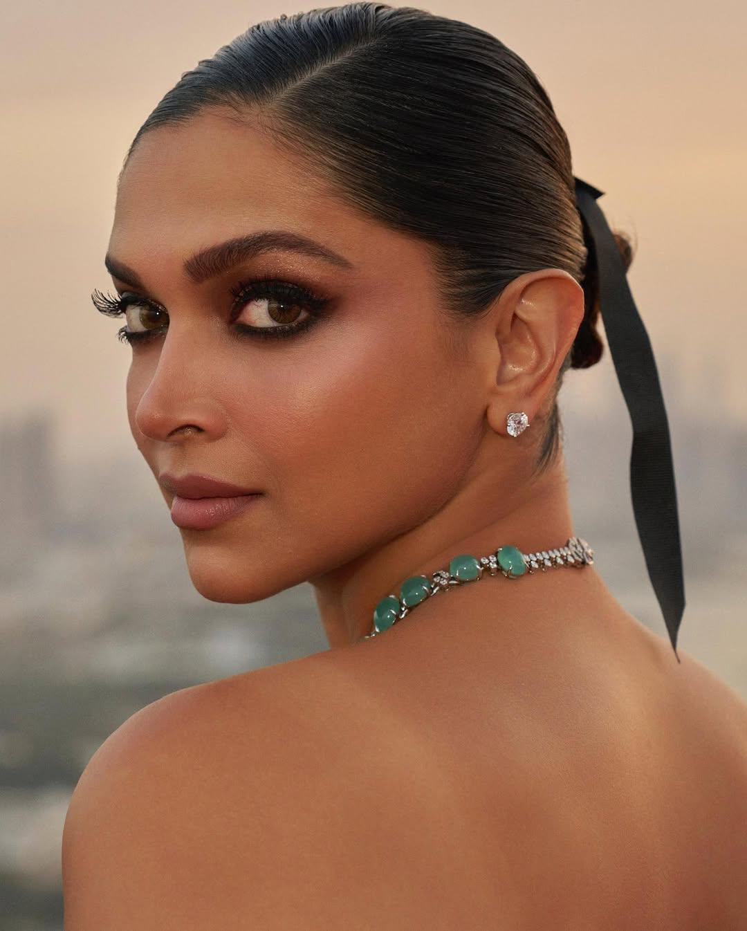 Deepika Padukone’s Stunning Black Gown Look With Statement Jewelry ...