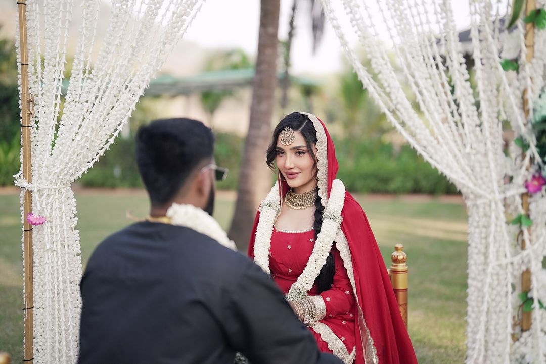 Emiway Bantai Shares Wedding Pictures With Swaalina From Paris - Filmibeat