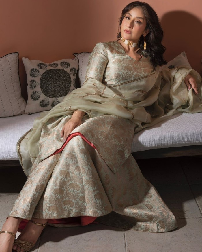 Indian Actors And Actresses Who Battled Cancer: Sonali Bendre, Sanjay ...