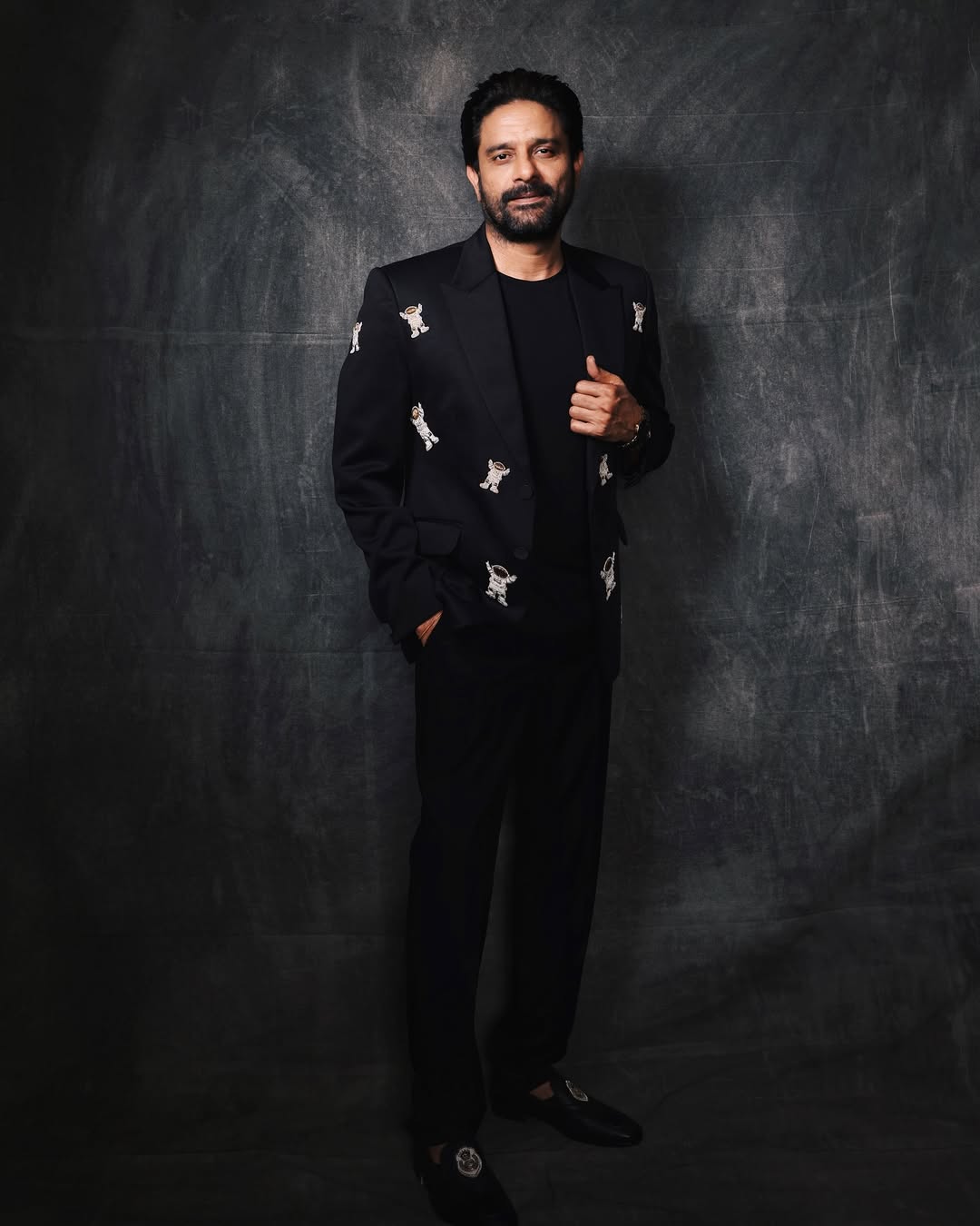 Jaideep Ahlawat's Staggering Pay Increase For Paatal Lok Season 2 ...