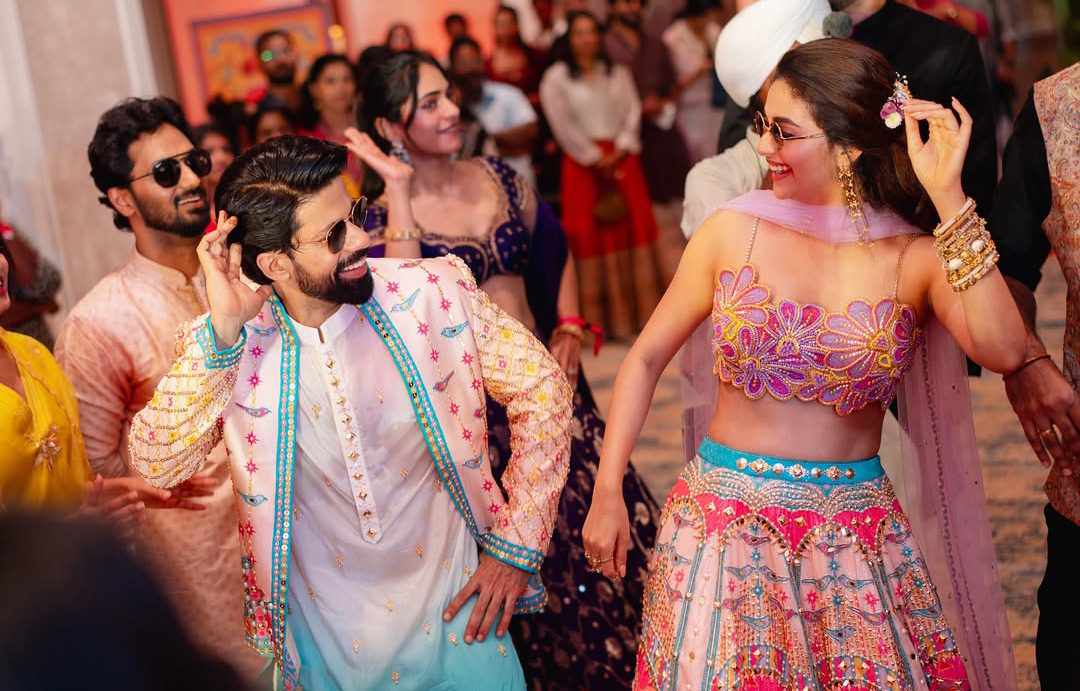 Keerthy Suresh and Antony Thattil In Unqie Vibrant Dress Enjoy Their Wedding In Goa - Filmibeat