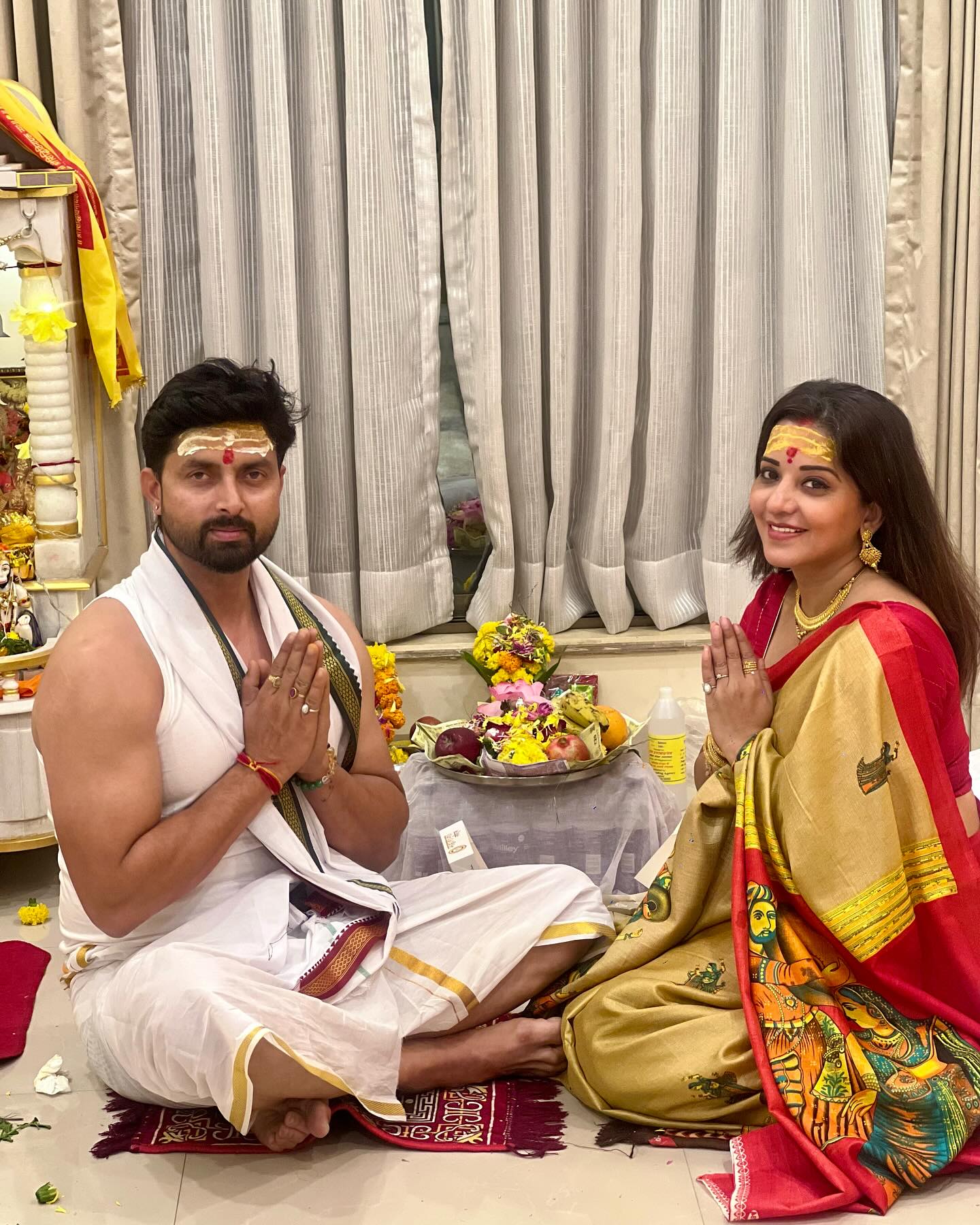 Monalisa And Vikrant Singh Rajput Celebrate Maha Shivratri 2025 - Filmibeat