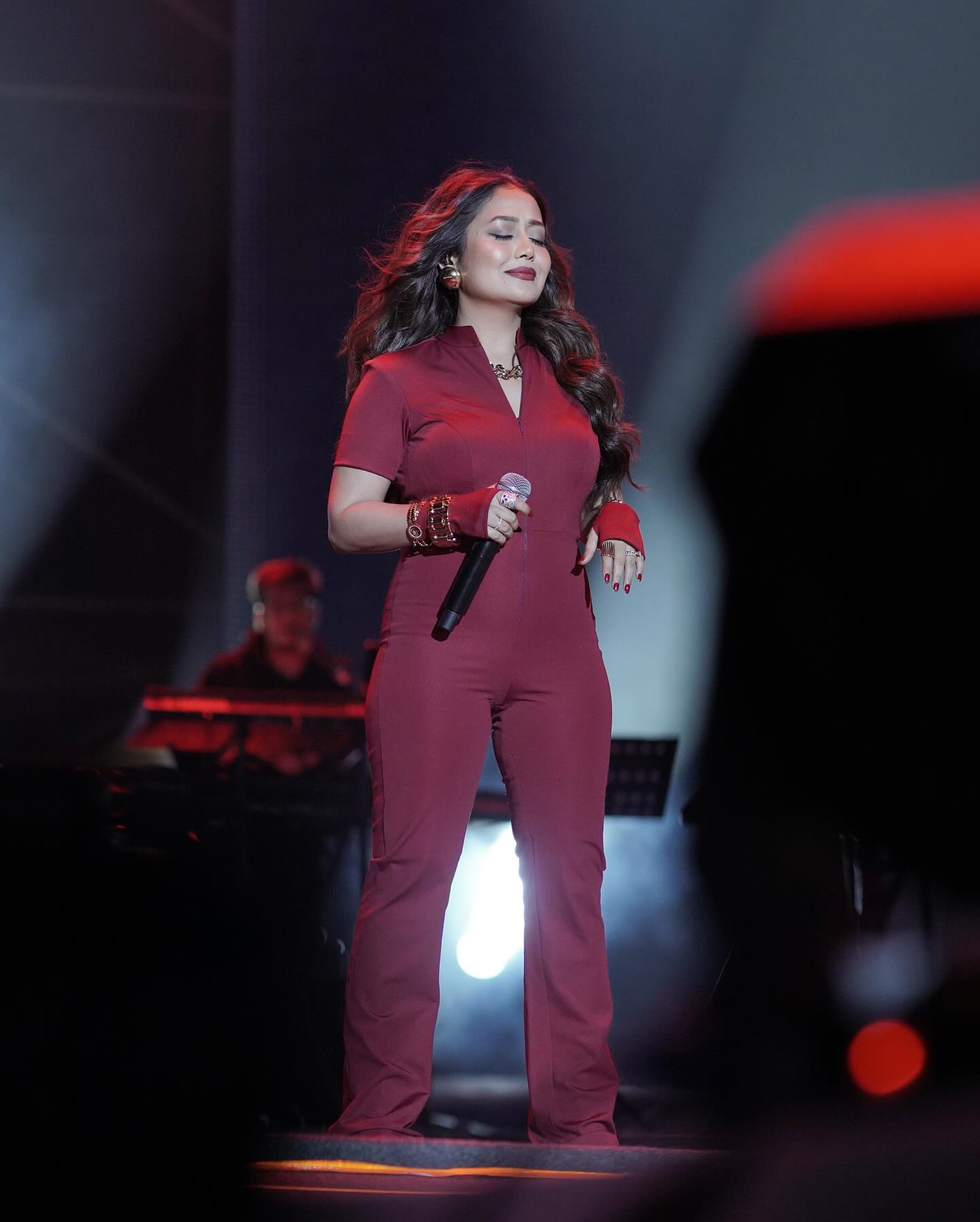 Neha Kakkar's Rocking Performance in Gurugram: Burgundy Outfit Steals ...