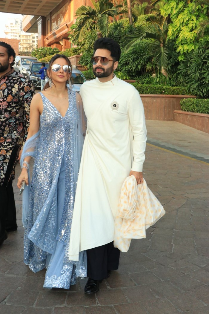 Rakul Preet Singh, Jackky Bhagnani, Emraan Hashmi Shine At Vicky ...