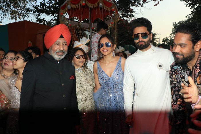 Rakul Preet Singh, Jackky Bhagnani, Emraan Hashmi Shine At Vicky ...