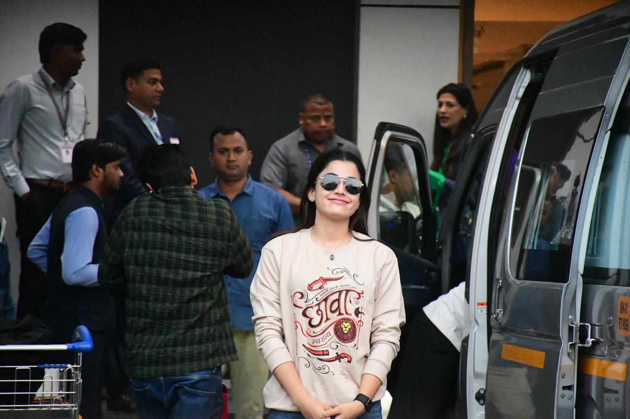 Rashmika Mandanna Promotes 'Chhaava' Movie At Kalina Airport - Filmibeat