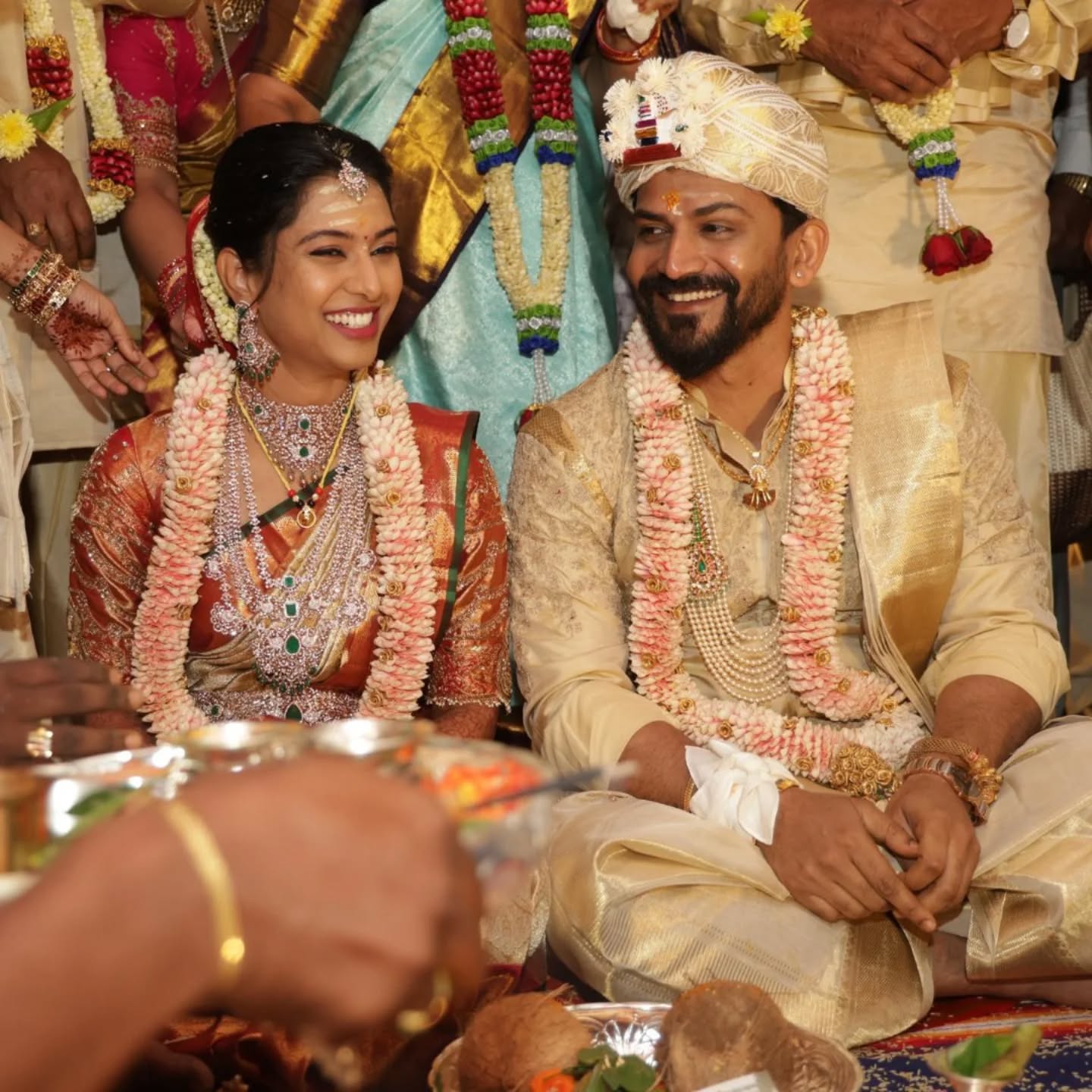 Shivarajkumar Graces Dhananjay And Dhanyatha's Grand Wedding In Mysore - Filmibeat