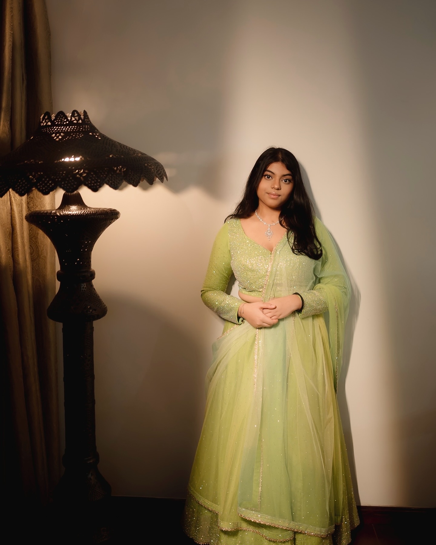 Sushmita Sen's Heartwarming Photoshoot with Daughters Renée and Alisah ...