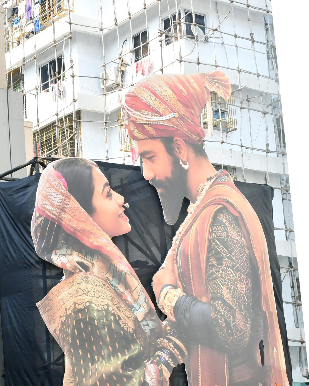 Vicky Kaushal and Rashmika Mandanna Promote Chhaava At Chitra Cinemas ...