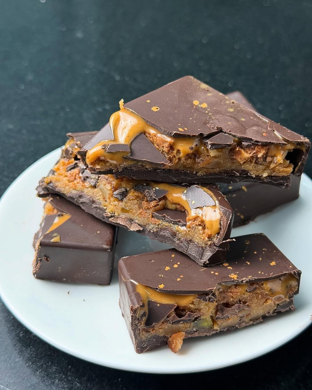 Alia Bhatt Celebrates Birthday With Unique Moong Dal Halwa Cake - Filmibeat