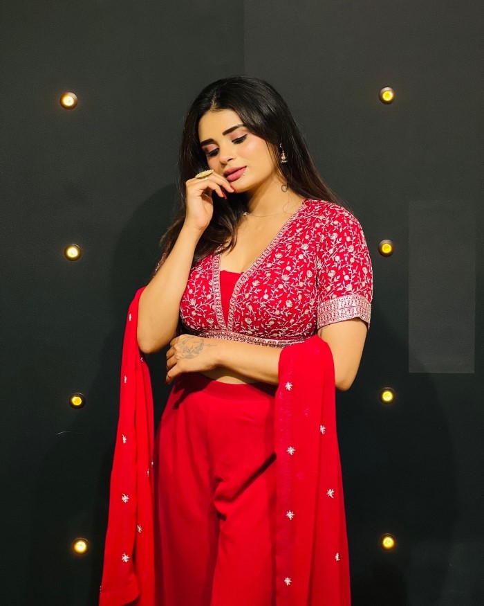 Shresta Iyer’s Bold Bollywood Debut: From Choreographer to Rising Star ...