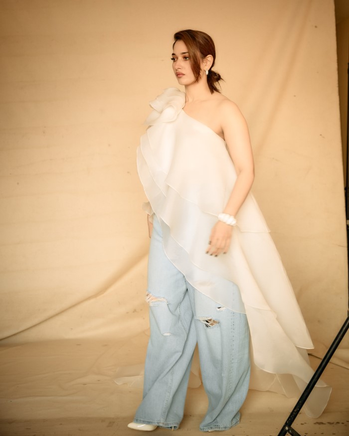 Tamannaah Bhatia Turns Heads With Her Unique Style At Zee Cine Awards ...