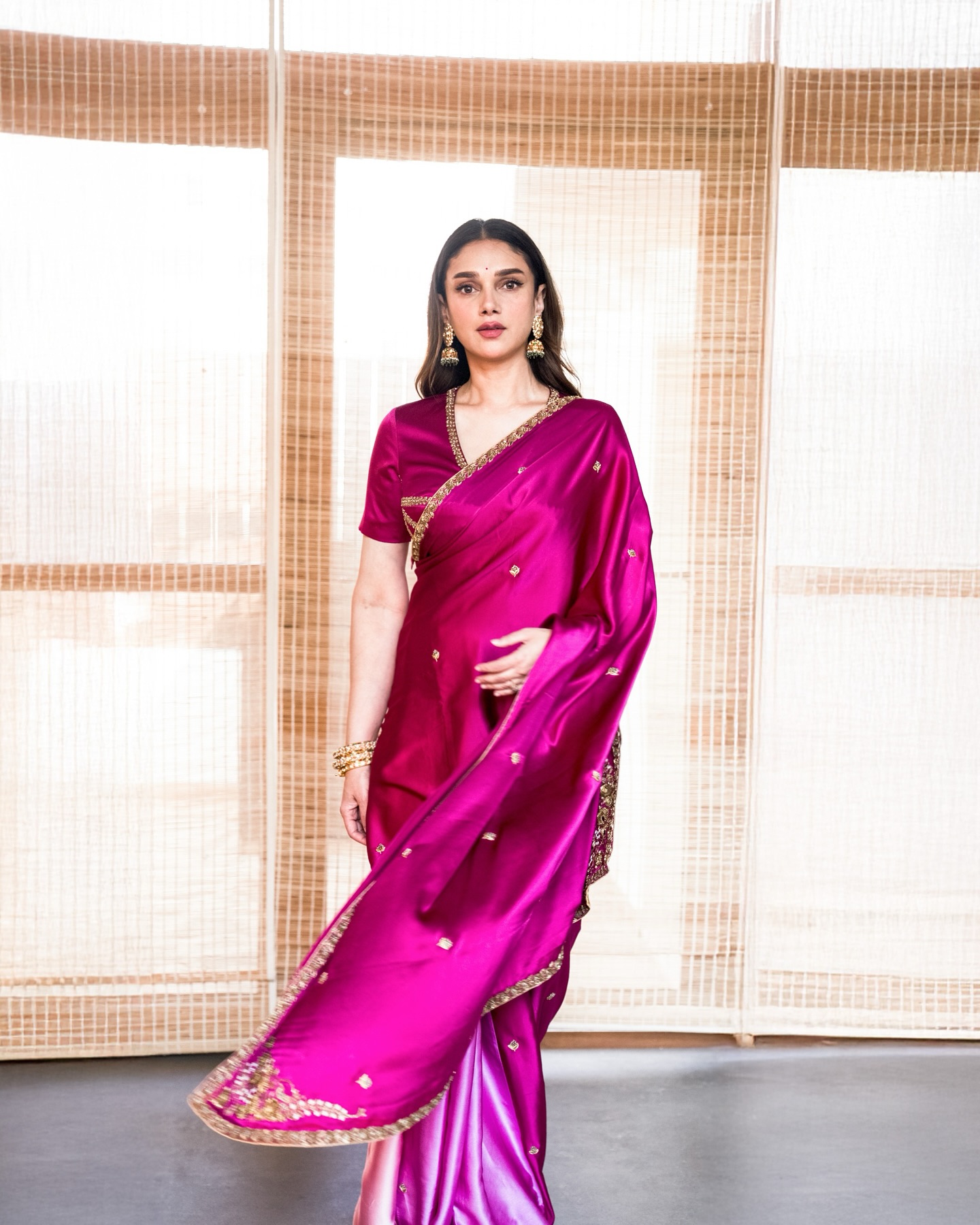 Aditi Rao Hydari Elegant Photoshoot In Pink Silk Saree Traditional Look ...