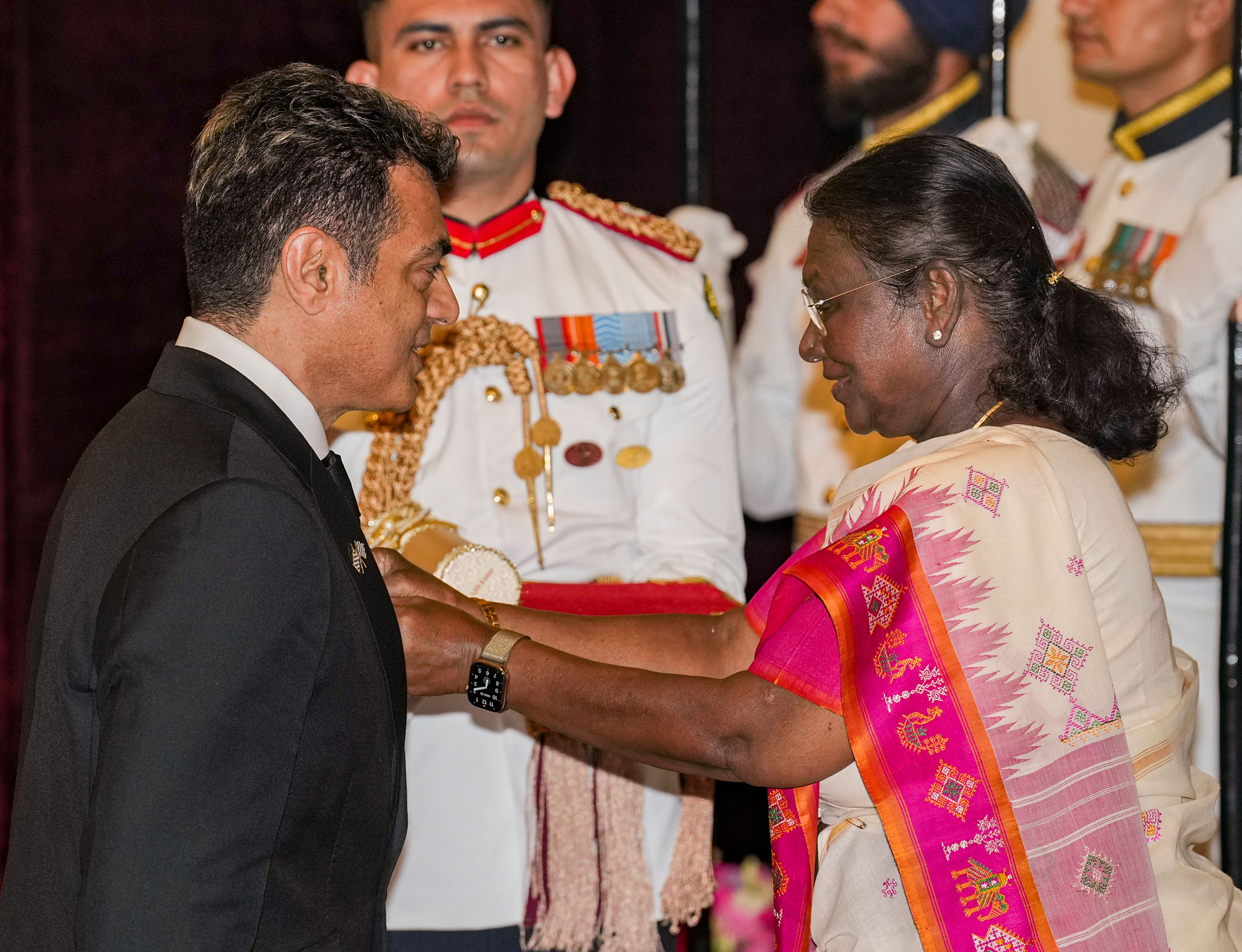 Ajith Kumar Receives Padma Bhushan From President Murmu - Filmibeat