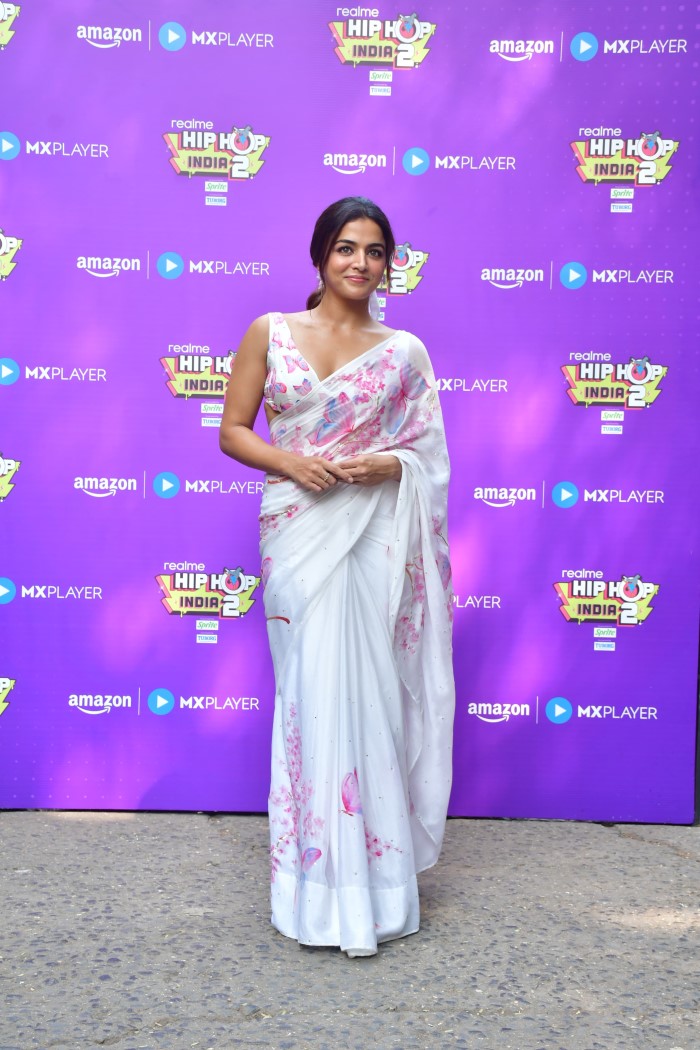 Bhool Chuk Maaf Stars Rajkummar Rao And Wamiqa Gabbi Snapped On The Sets Of Hip-Hop India 2 ...